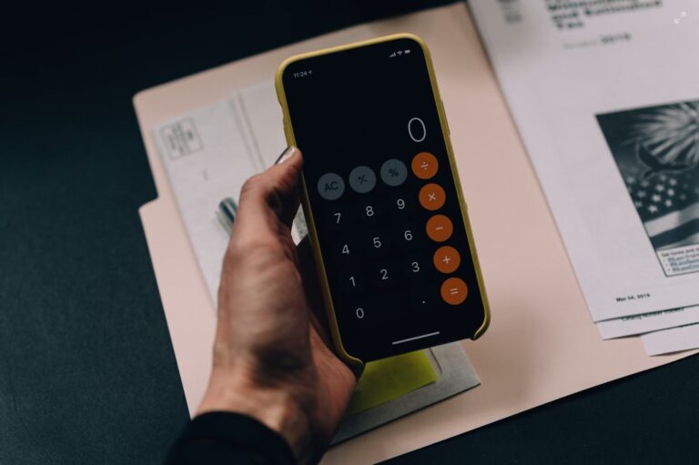 Tax Invoice Requirements Australia: ATO Guidelines & What to Include